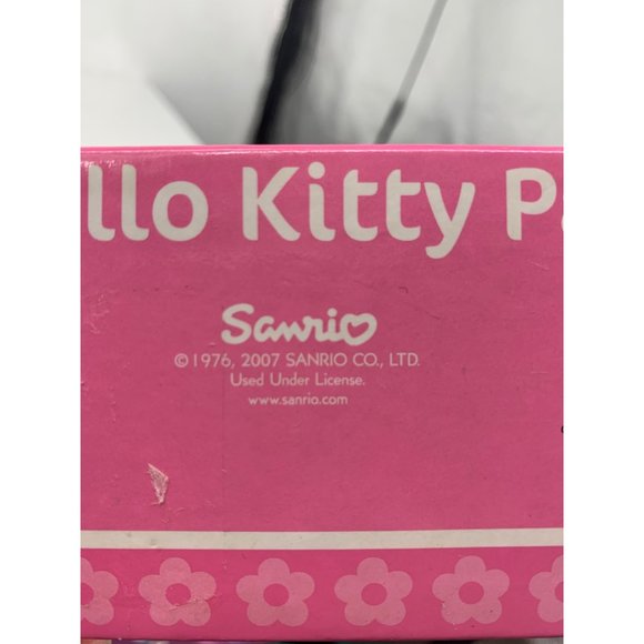 Pressman | Games | Sanrio Hello Kitty Pal Size Puzzle 46 Piece Almost ...